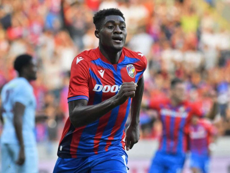 NIgerian Forward RAFIU DUROSINMI SET TO JOIN BUNDESLIGA’S EINTRACHT ...